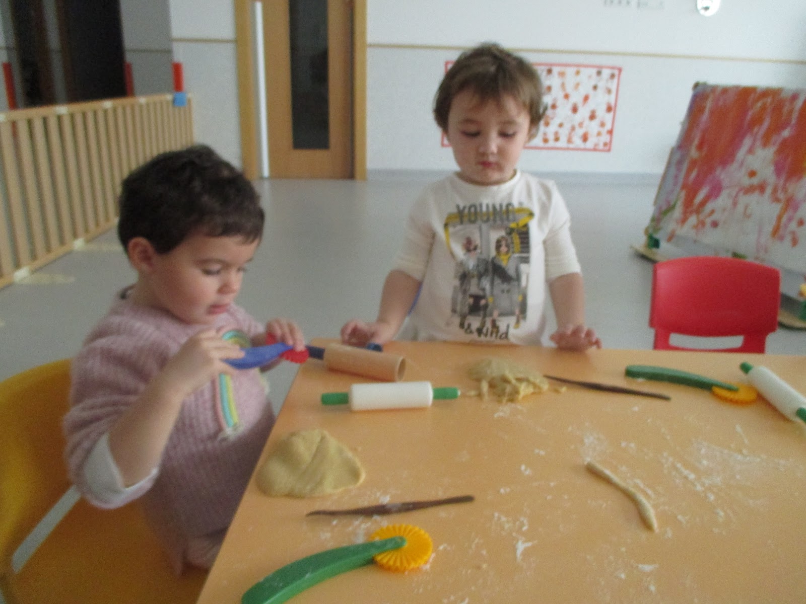 ESCUELA INFANTIL "RAFAELA ALVAREZ DE EULATE": HACEMOS MASA PARA MANIPULAR