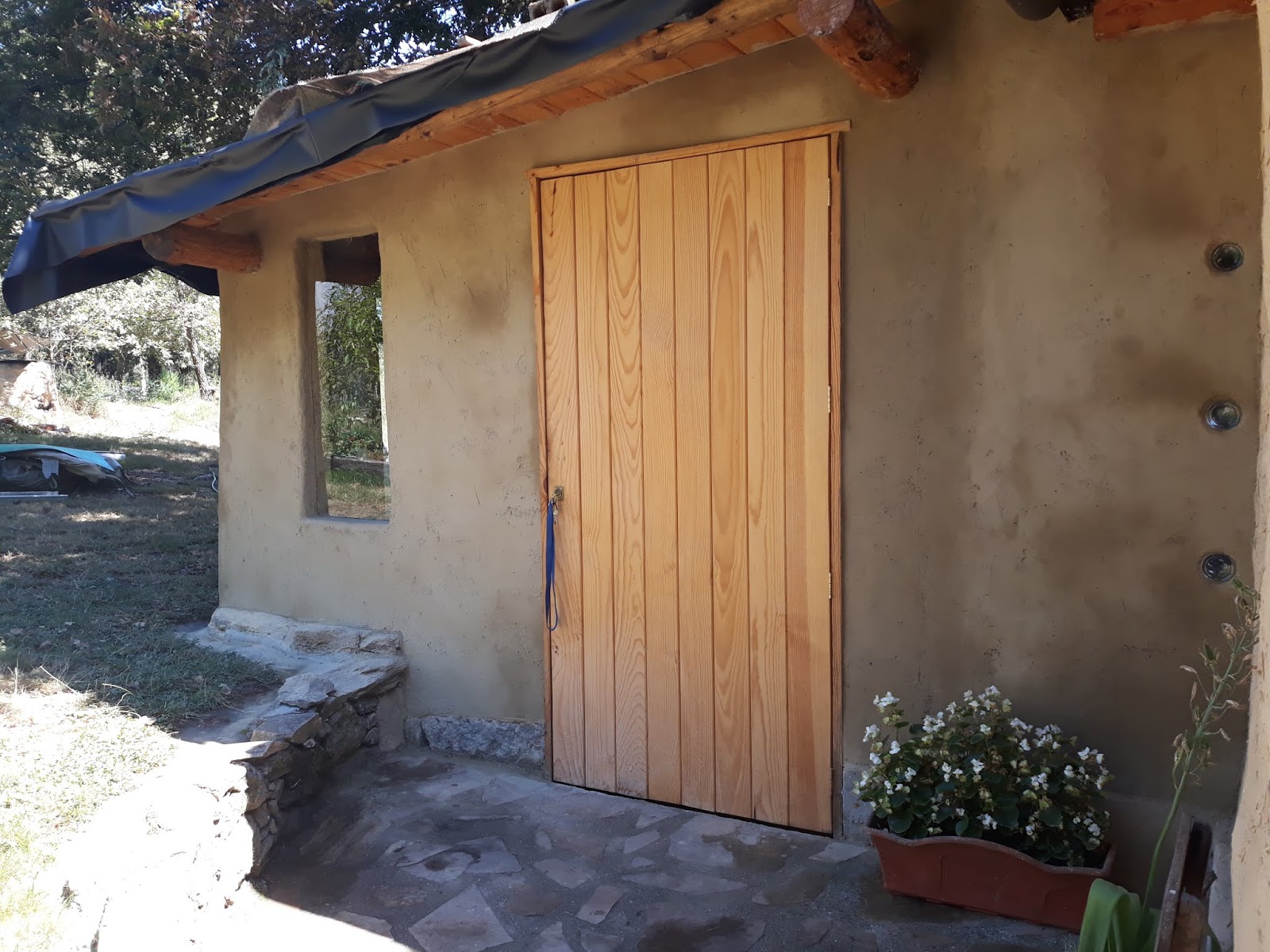 Achégate máis: Revoco exterior fino - Ampliación Vivienda-Refugio