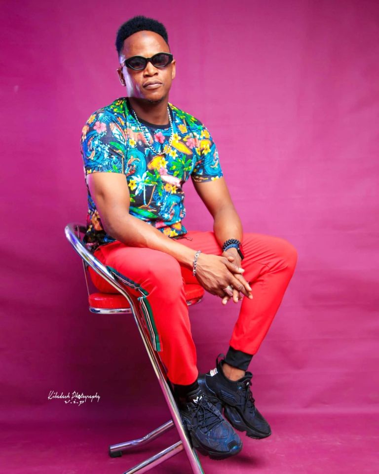 Kashe Jarumin Kannywood Garzali Miko A Shafin Facebook, Jarumin yayi ...