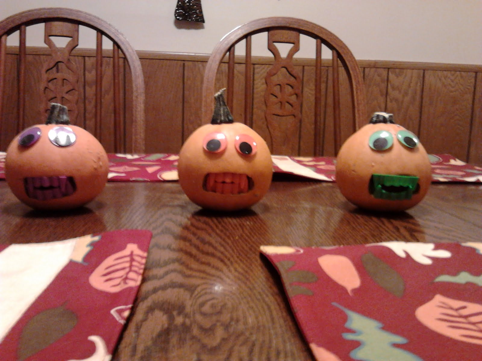 Craft Tastical Mini Pumpkins Success craft-tastical-mini-pumpkins-success