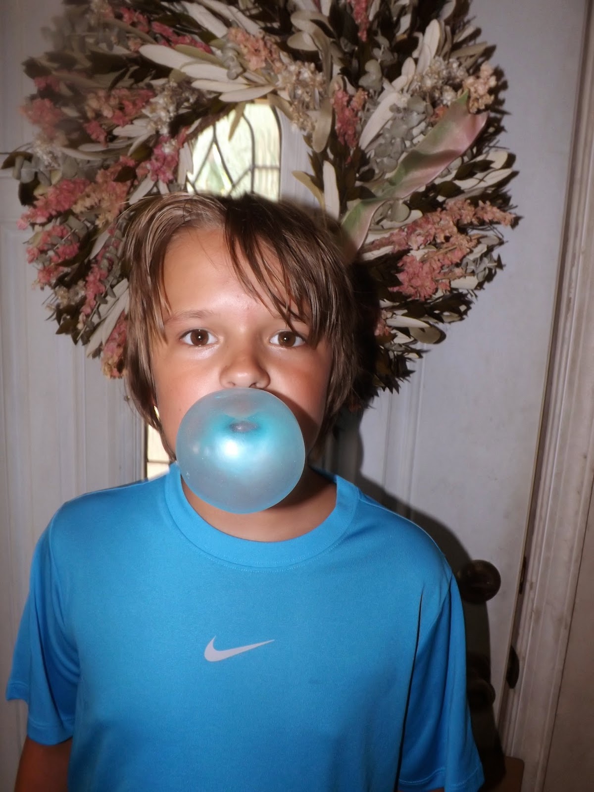 New Age Mama: #Giveaway: Bazooka Bubble Gum "It's Wincredible"