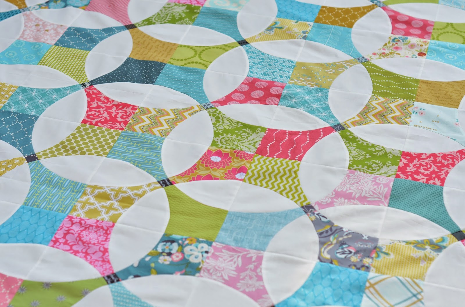 Hyacinth Quilt Designs: Flowering Snowball Quilt