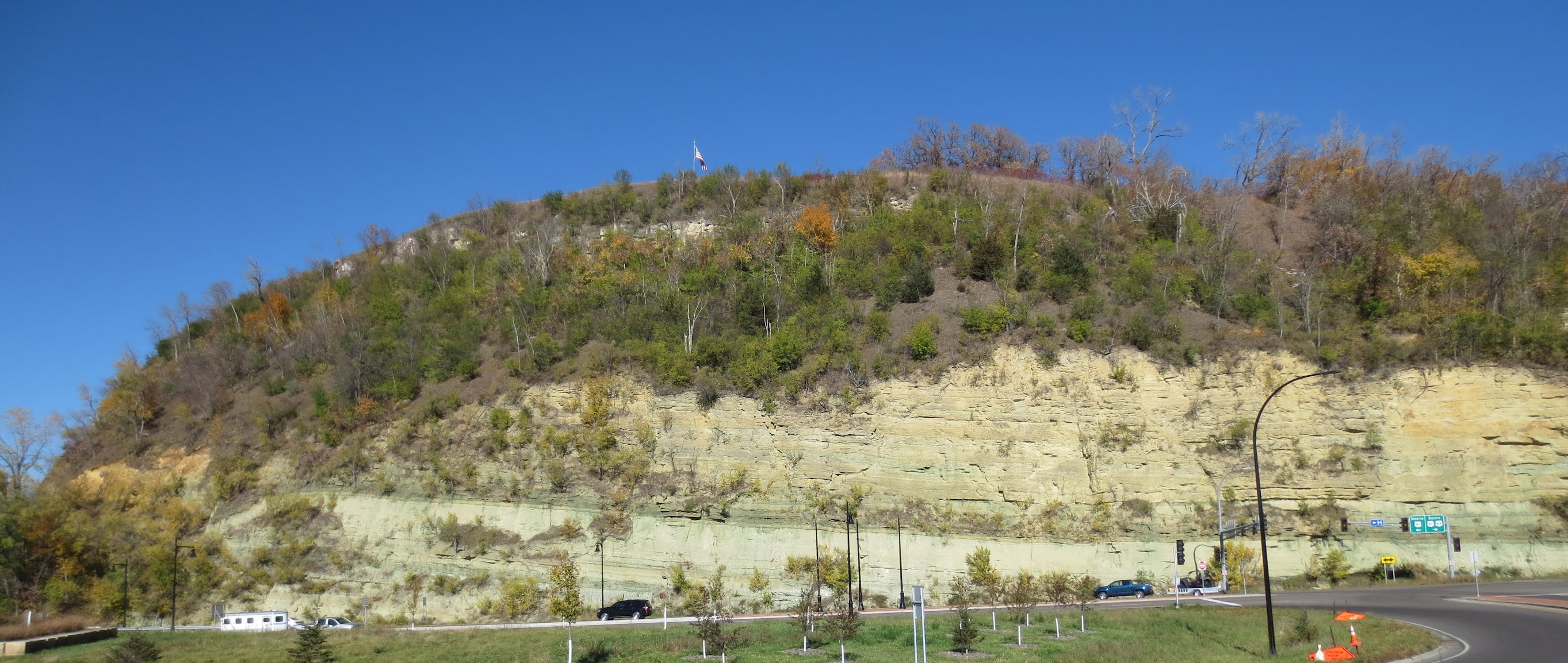 Equatorial Minnesota: Barn Bluff
