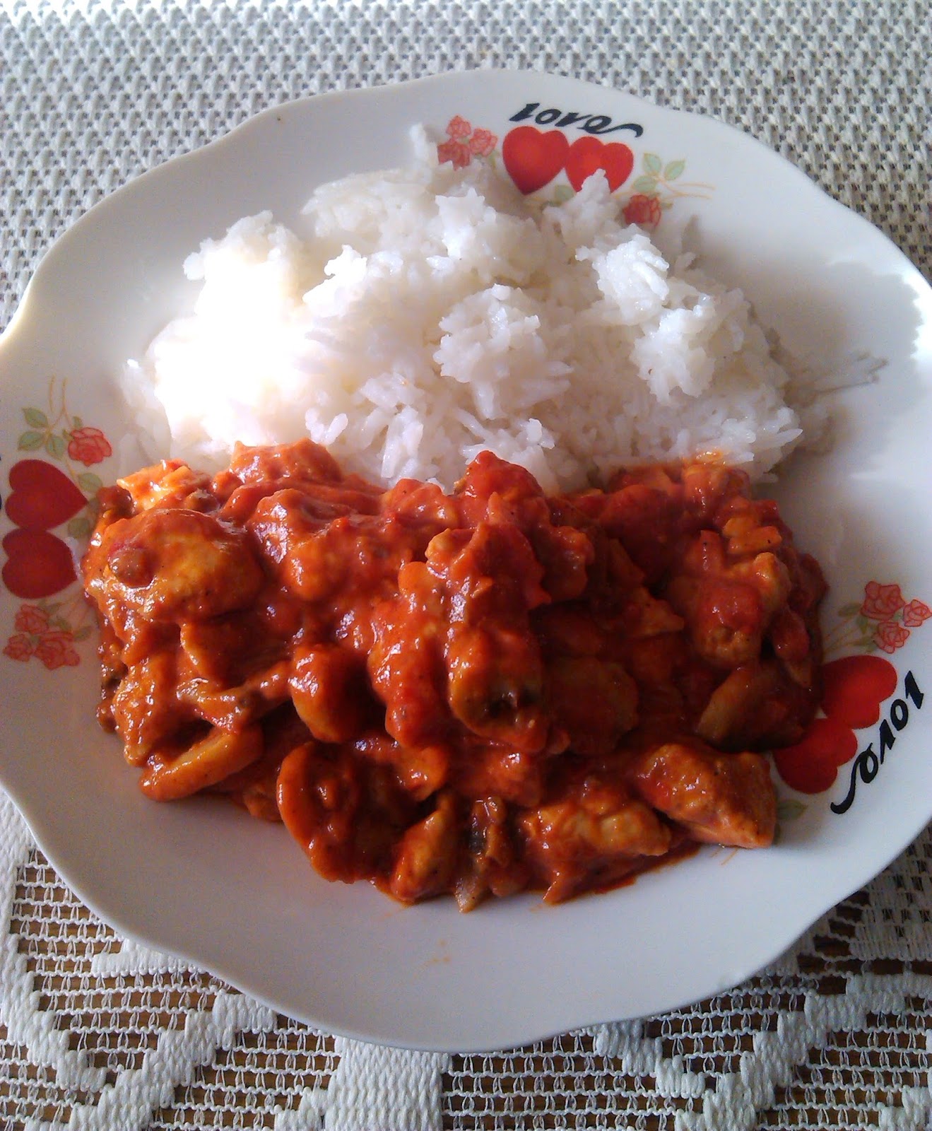 Pasje Margaritess: Gulasz z kurczaka