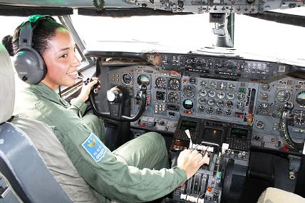 Canal Noticias Digitais: Mulheres pilotos da FAB,fazem capacitação em ...