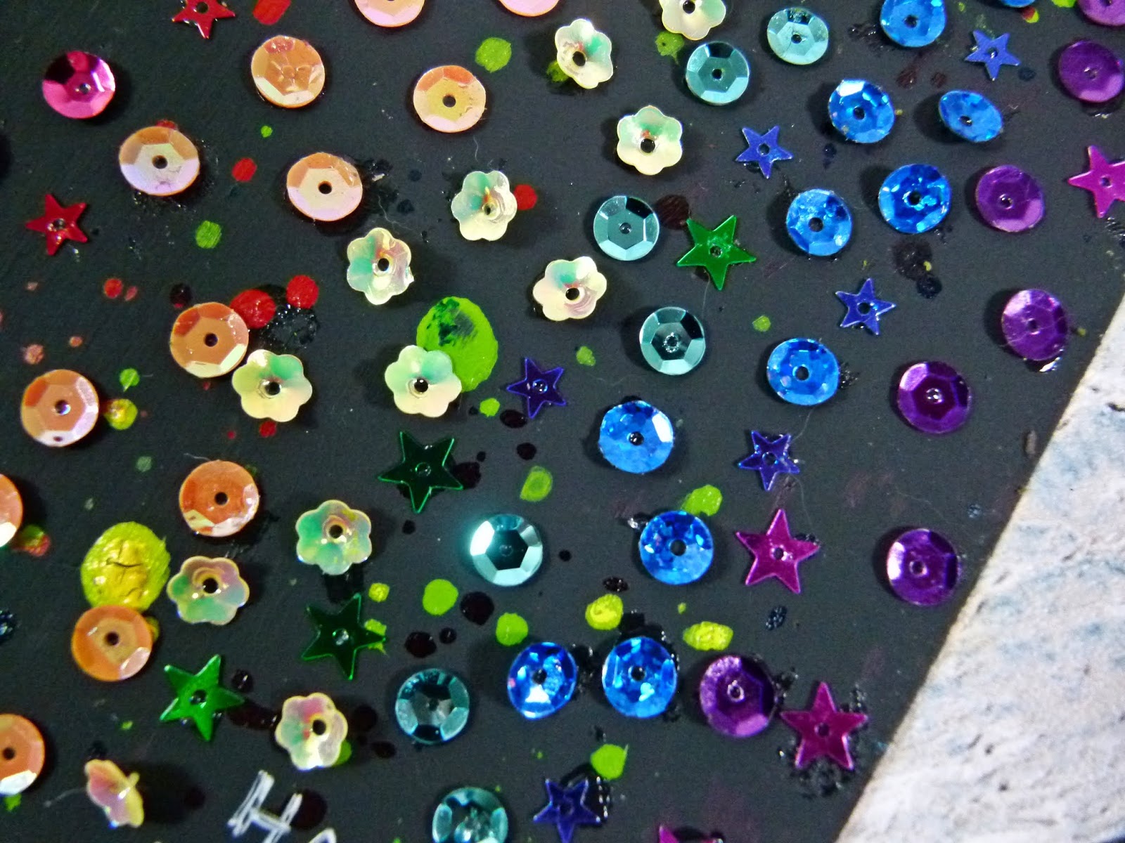 The Glittery Hands Box Rainbow Sequins Card | Life in a Snapshot