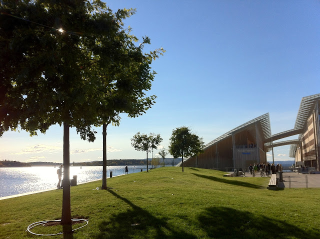 Life is Great: Strolling Tjuvholmen