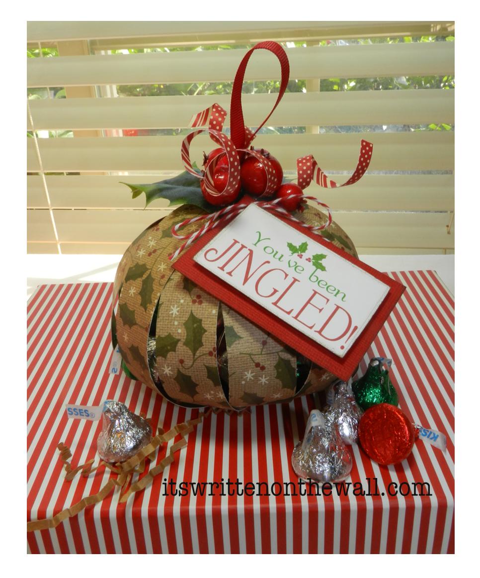 It's Written on the Wall: Christmas You've Been Jingled + Cute Way to ...