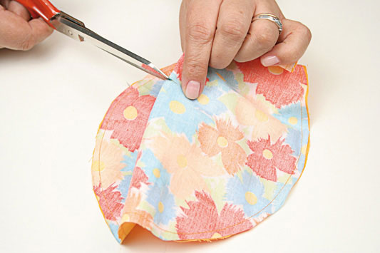 Jewelry Pouch Pattern + Tutorial ~ DIY Tutorial Ideas!