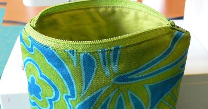 Easy Zippered Pouch Tutorial ~ Free-Tutorial.net