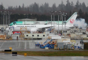 KPAE Paine Field: 2017