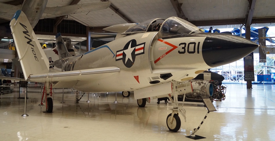 Plastic Models on the Internet: Aircraft walkaround vol.82: McDonnell ...