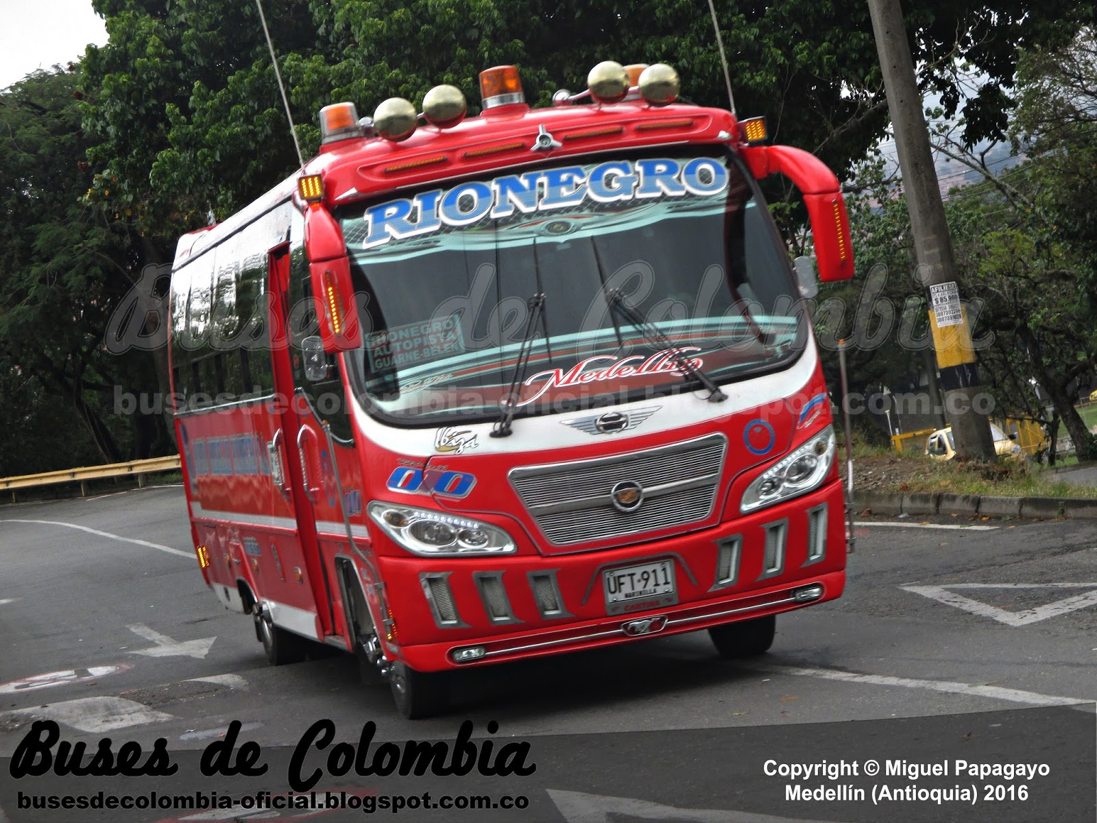 Rápido Medellín Rionegro 010 | Buses de Colombia - Oficial