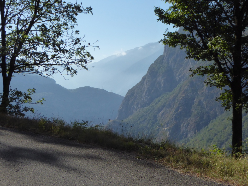 European Randonneur: Lacets de Montvernier: a twisted tale