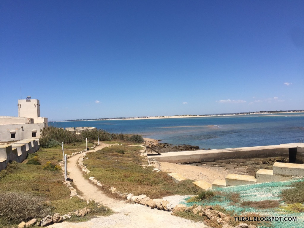 Olla ferroviaria de chocos con papas en la Vía Hercúlea del Camino de ...
