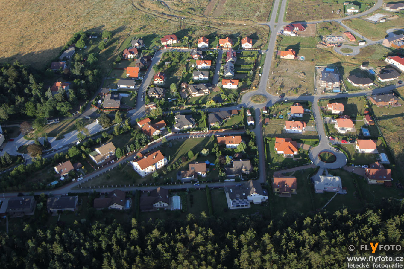FLyFOTO letecká fotografie a video: Trnová