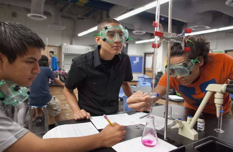 Definisi Titran dalam Kimia - Sekolah007