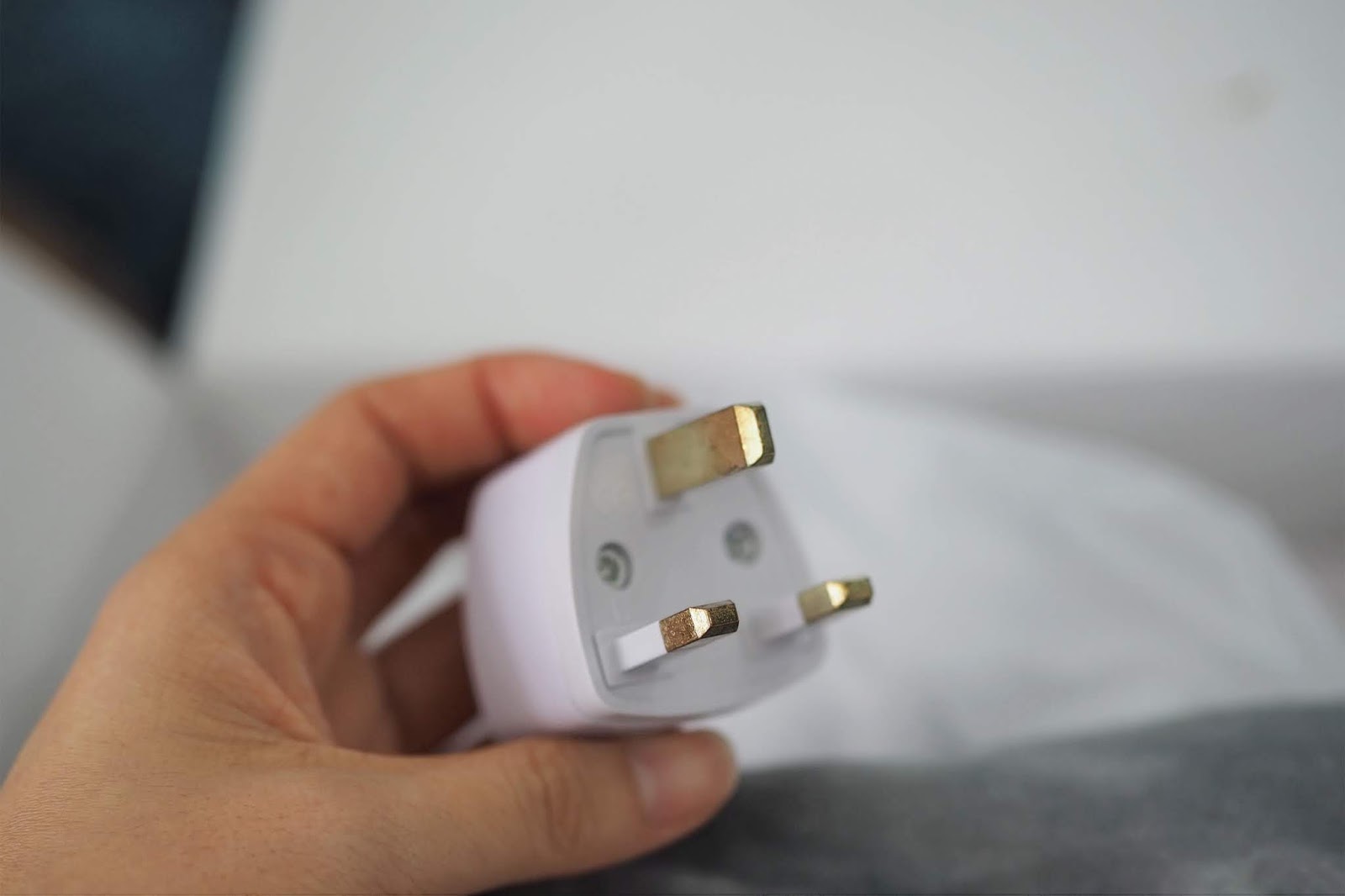 【開箱】帶著走的『干衣機』？Futurous Dry Angel 微型烘衣烘鞋機 myfeel 品感覺（折扣碼：MYFEELJEZ