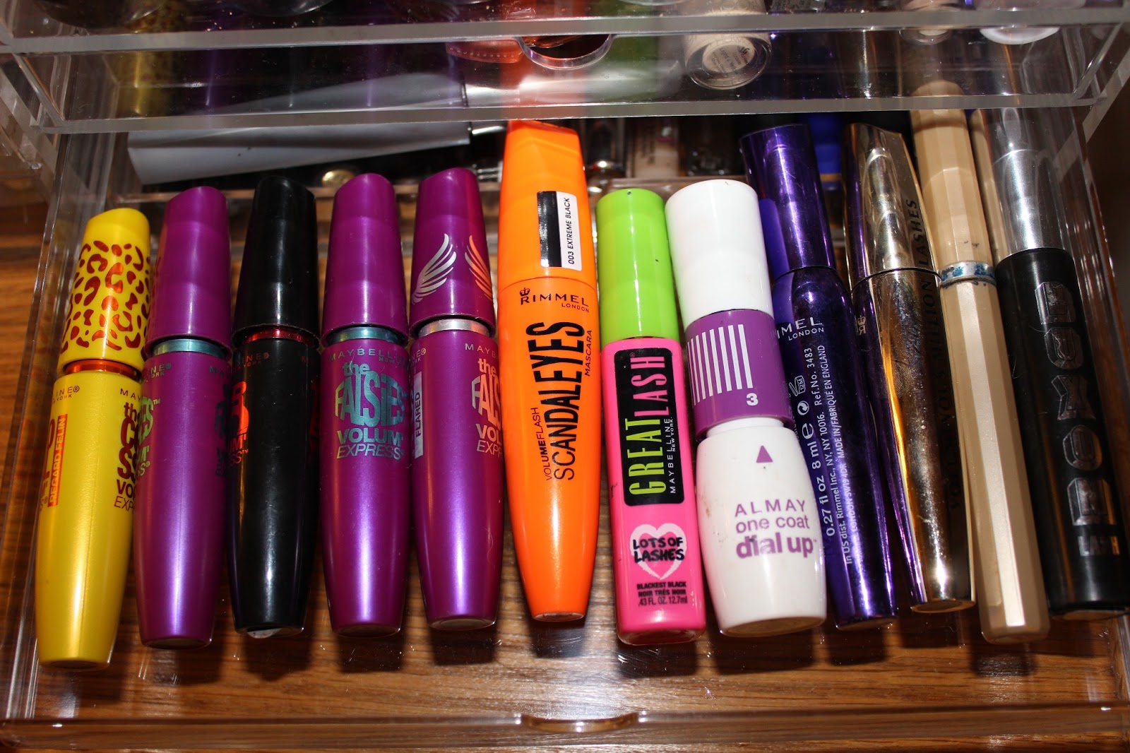 Belle Eve: My Makeup & Storage collection! (Muji containers)