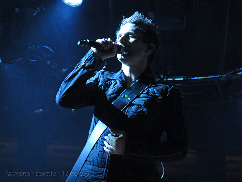 MUSE : [photos] MUSE_12 December 2015 - KEY ARENA :: SEATTLE, WASHINGTON