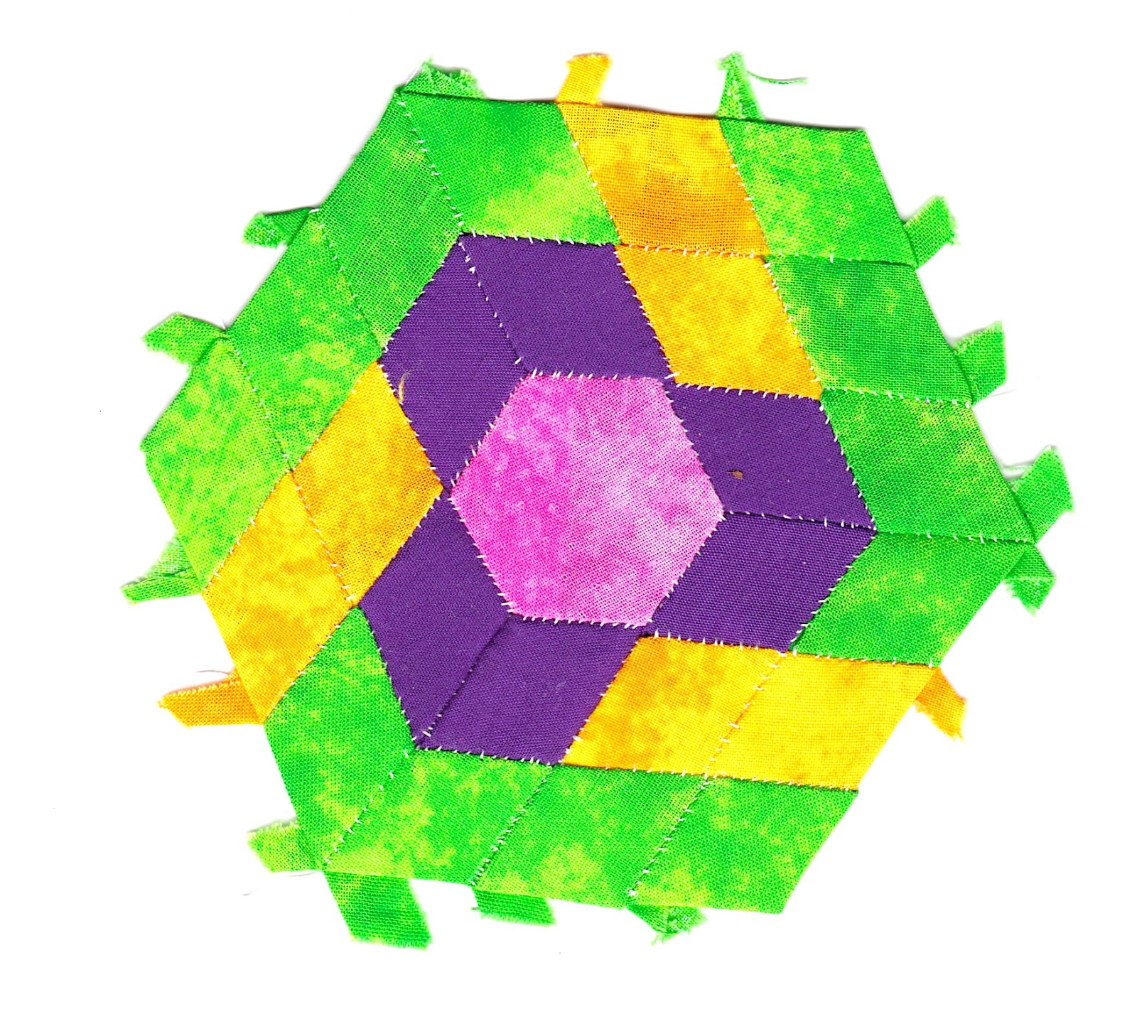 Tatting and not a lot else!: Round 3 second thoughts on motif