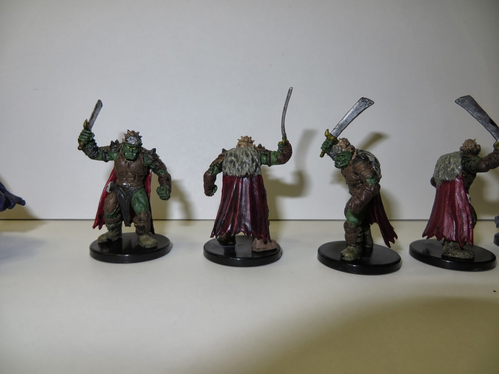 Real Minis: Pathfinder Battles wizkids Legends of Golarian in hand review