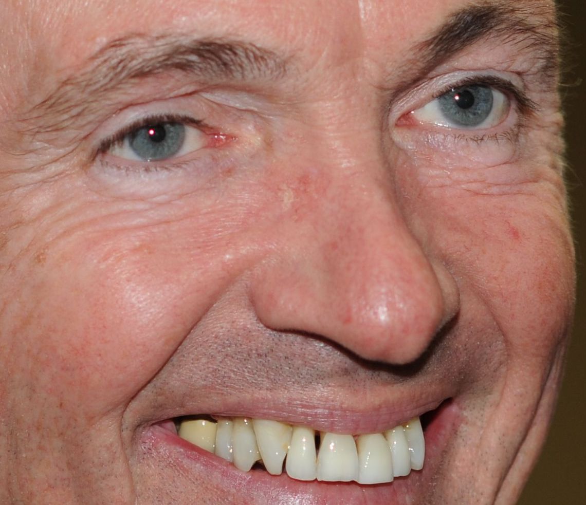 Phil Murphy farted & cursed at a press conference & they caught him ...