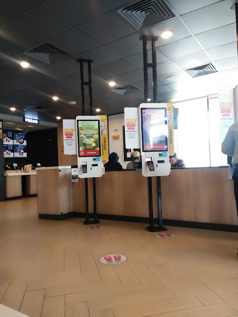 Ayam Gulai McD, Sensasi Kuliner Padang di McDonald’s Rest Area Km 726B ...