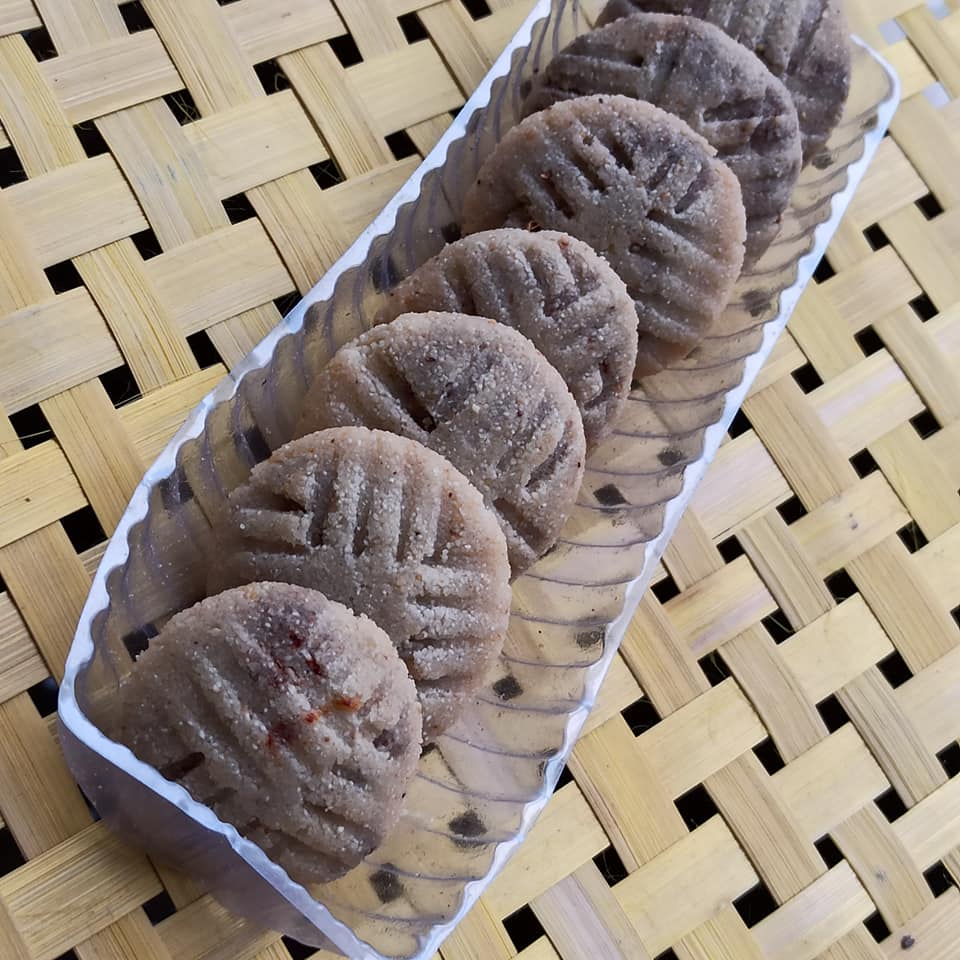 Healthy Gujia Recipe [Baked Suji Gujiya with Dates by Ravneet Bhalla ...