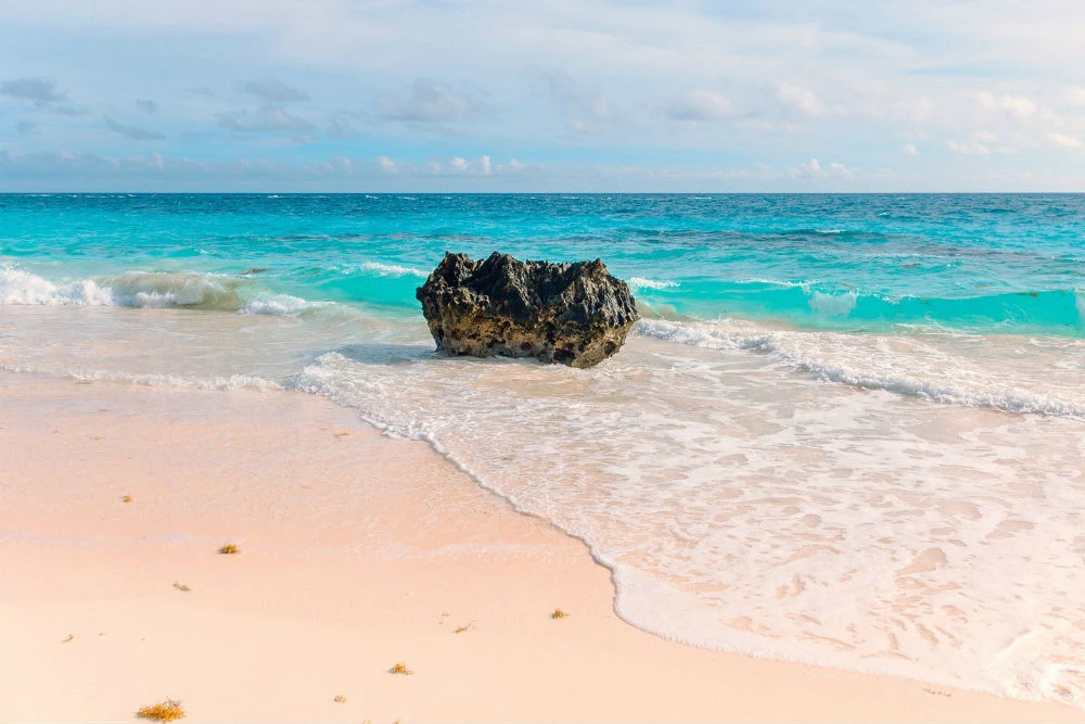 9 Best Pink Sands Beaches in the World (with Photos)