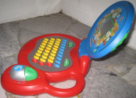 JuaiMurah: Vtech Thomas Laptop