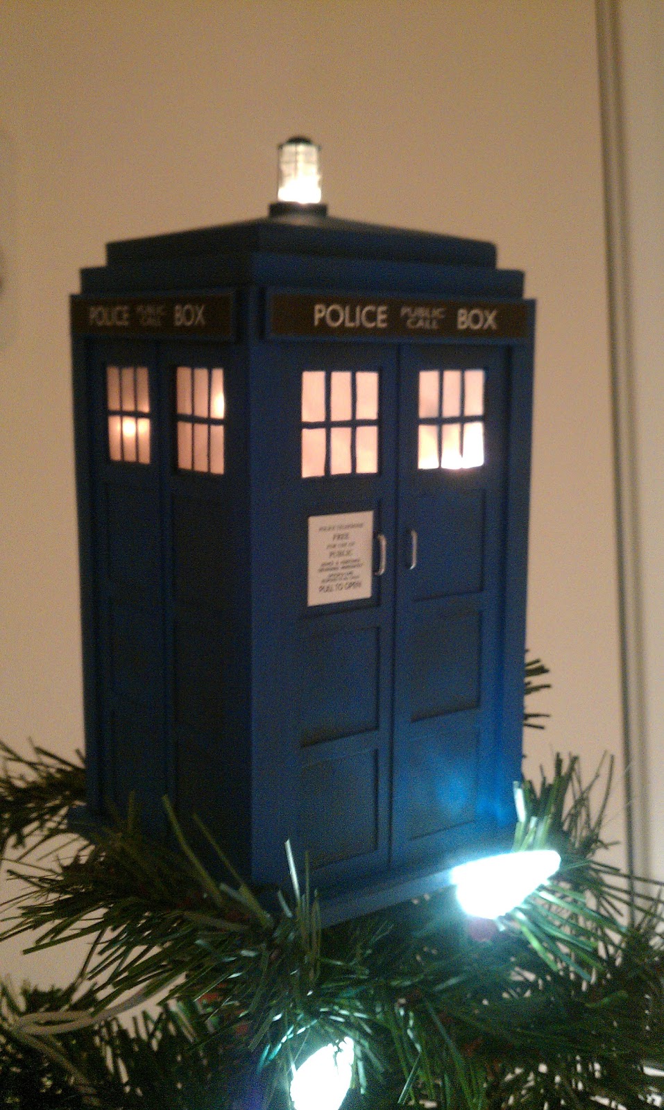 With Our Powers Combined: TARDIS Tree Topper & Garland