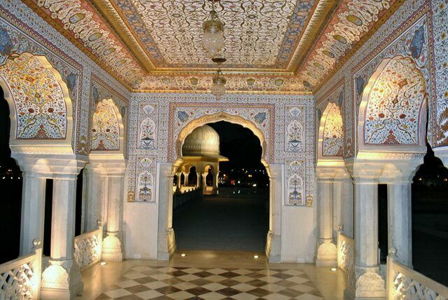 Jal Mahal Water Palace, India (with Map & Photos)