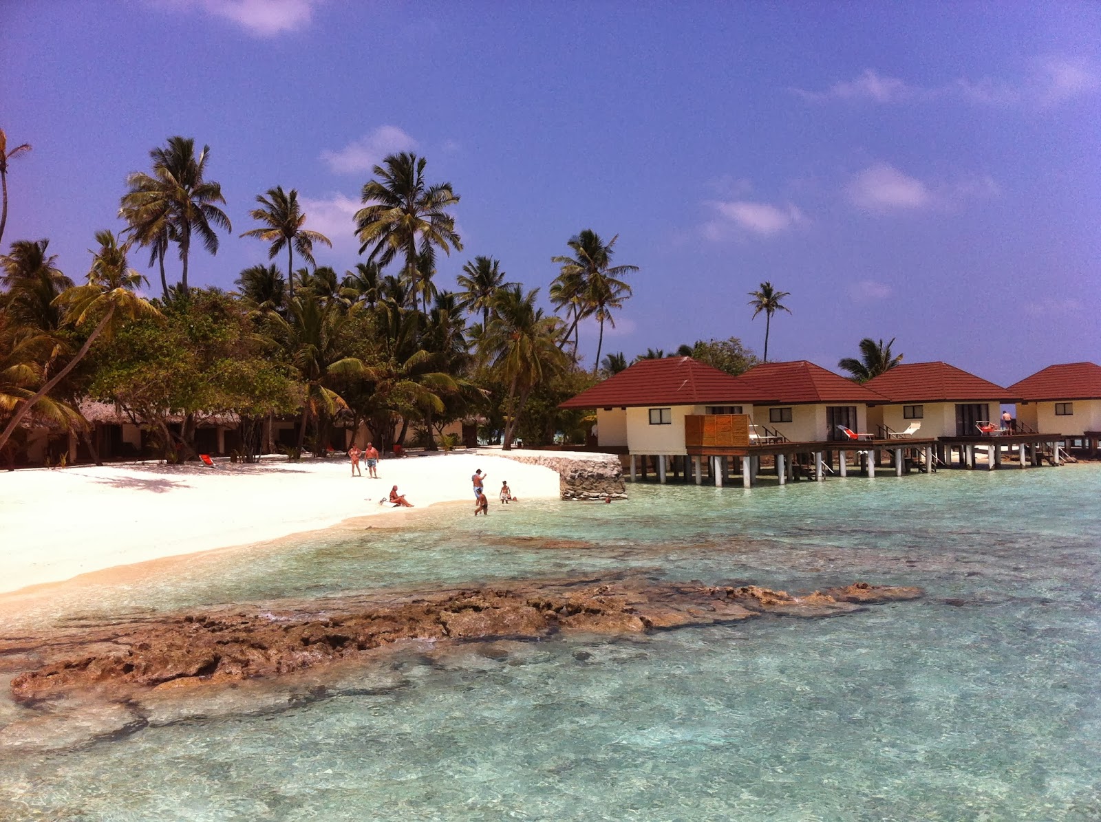Maldive Islands: Alimatha aquatic resort