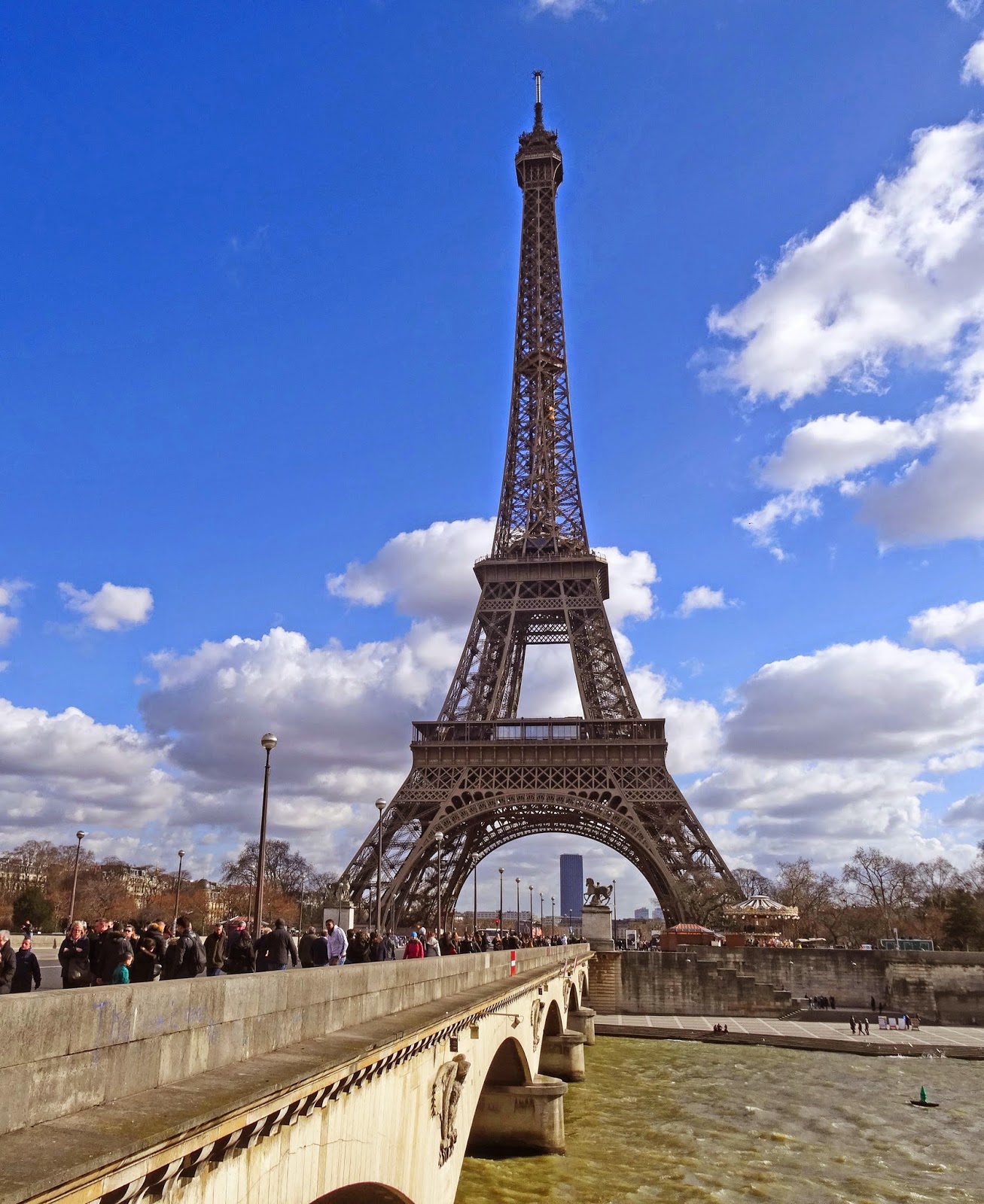 Joe's Retirement Blog: La Tour Eiffel (The Eiffel Tower), Afternoon ...