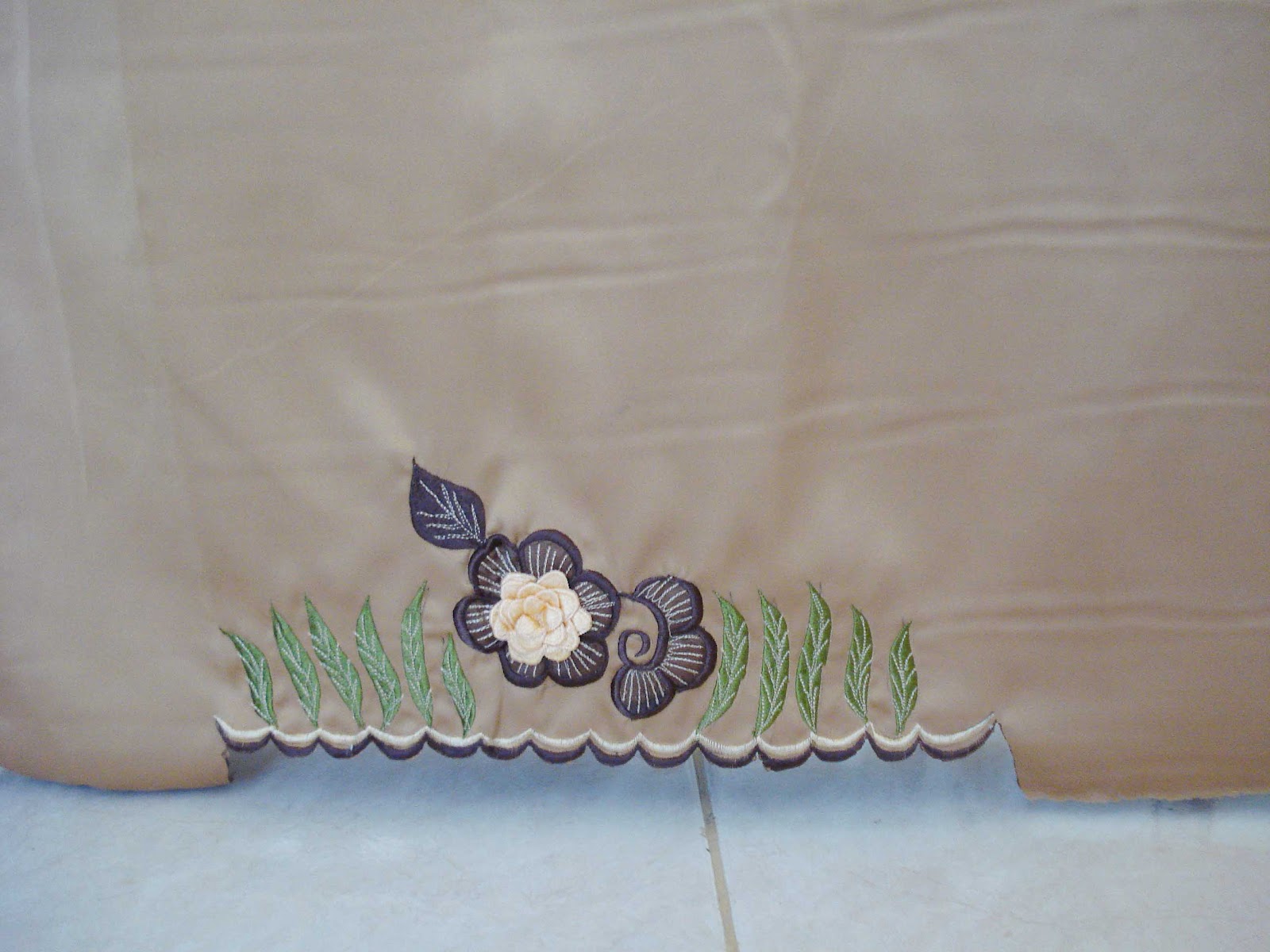 JURAGAN KAIN LUKIS: DASAR BORDIR TIMBUL BD-05