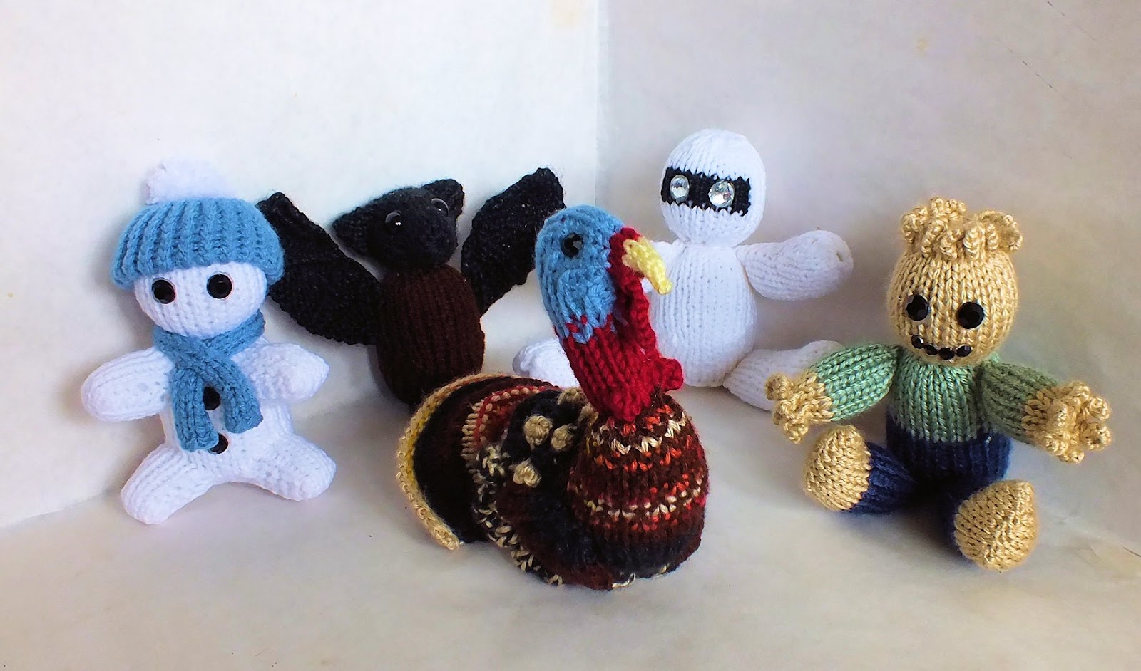 The Loom Muse : 50 Loom Knitted Stuffed Animal Pattern Collection