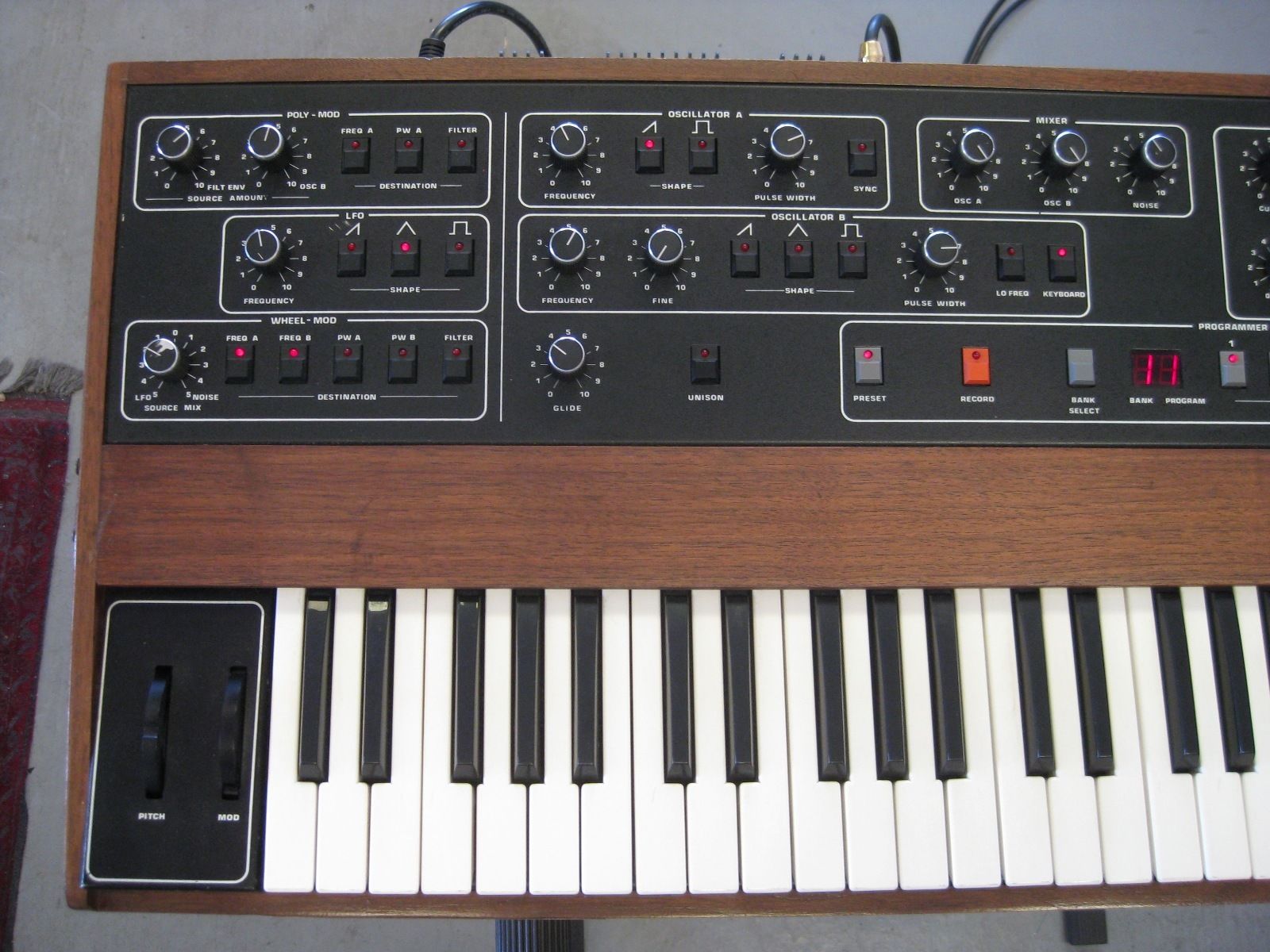 MATRIXSYNTH: Sequential Circuits Prophet 5 Synthesizer with MIDI i/o