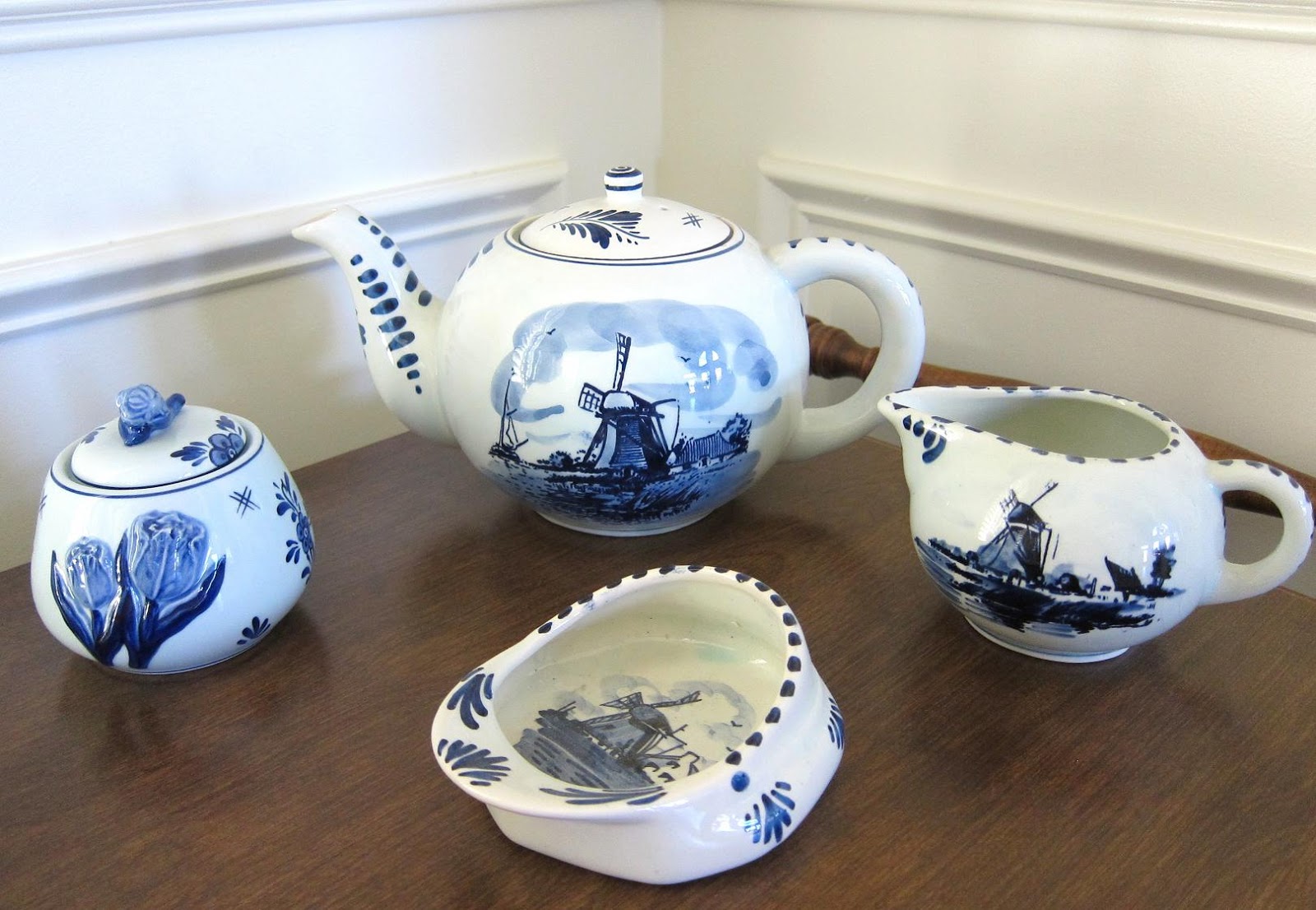 Colonial Quills: COLONIAL POTTERY