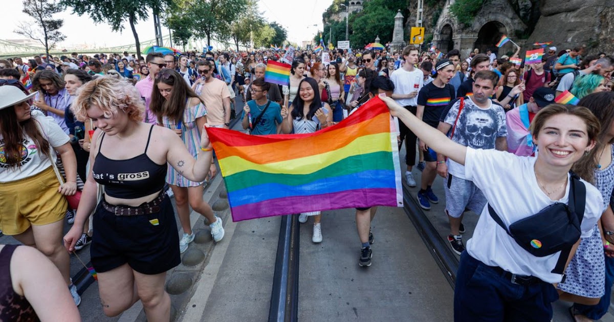 Ben Aquila's blog: Thousands join Pride event in Hungary supporting ...