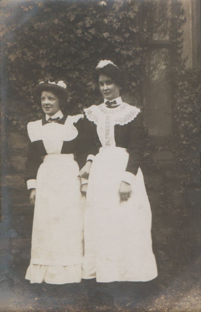 40 Vintage Portrait Pictures of House Maids in the Edwardian Era ...
