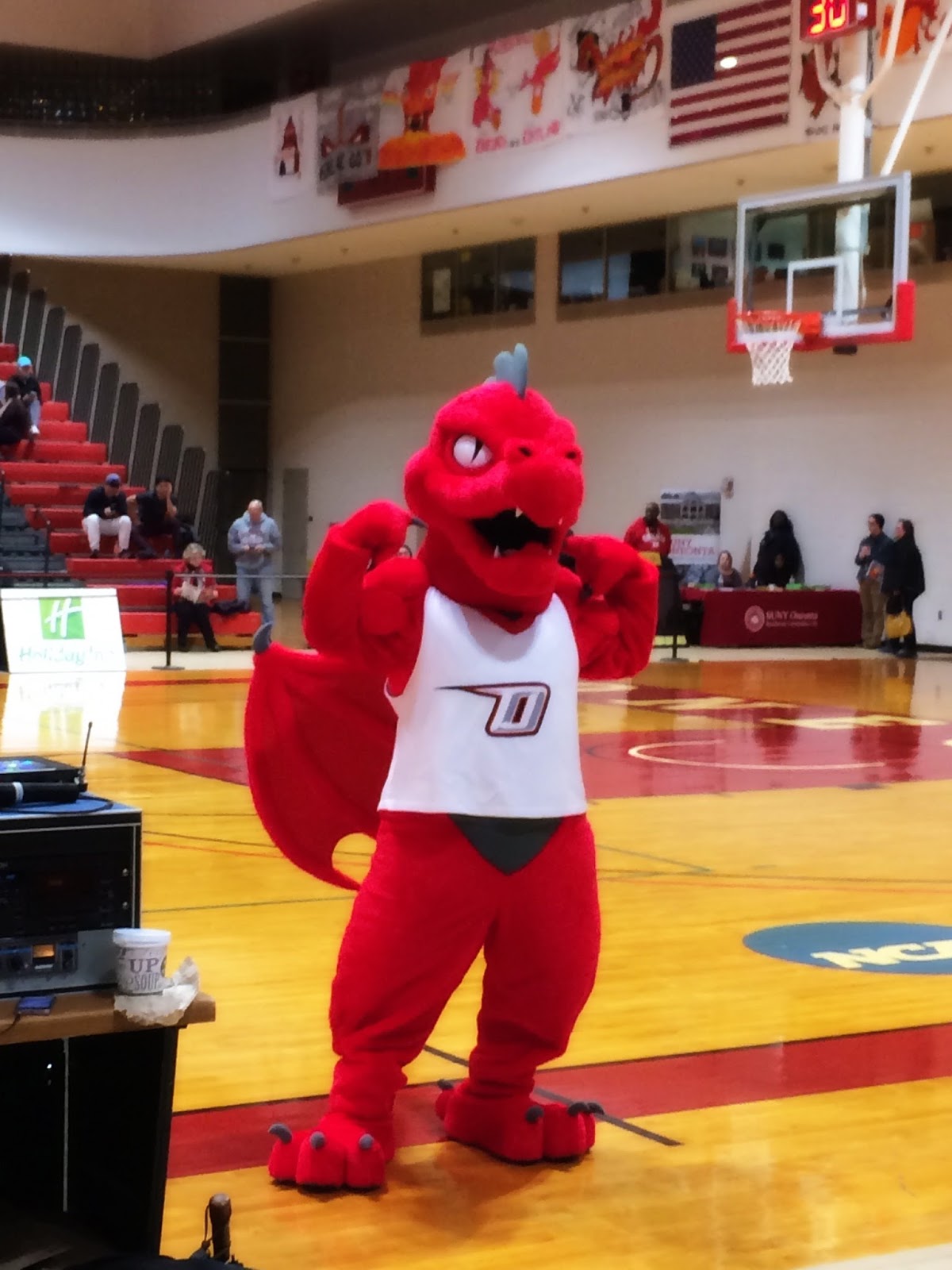 MCOM 256 Broadcasting : Oneonta Women Claim Championship at Battle of ...