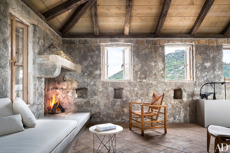 CASA TRÈS CHIC: REES ROBERTS