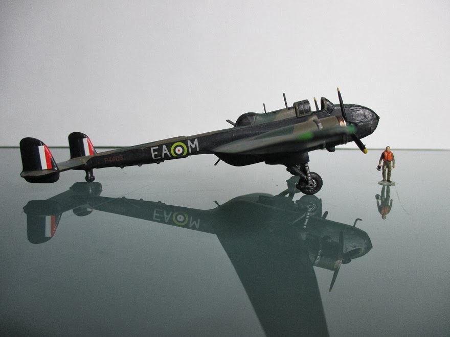 1/144 airbattle: 1/144 Handley Page Hampden - by Diverse Images