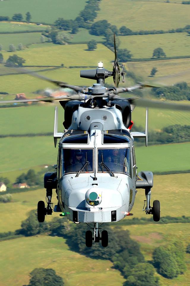 AgustaWestland AW159 Lynx Wildcat Battlefield Reconnaissance Helicopter ...