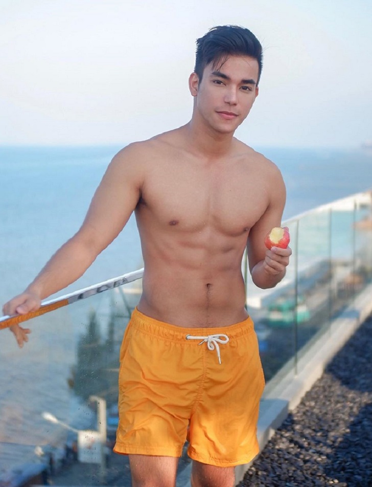 Man Central: Andrei King: In Swimwear