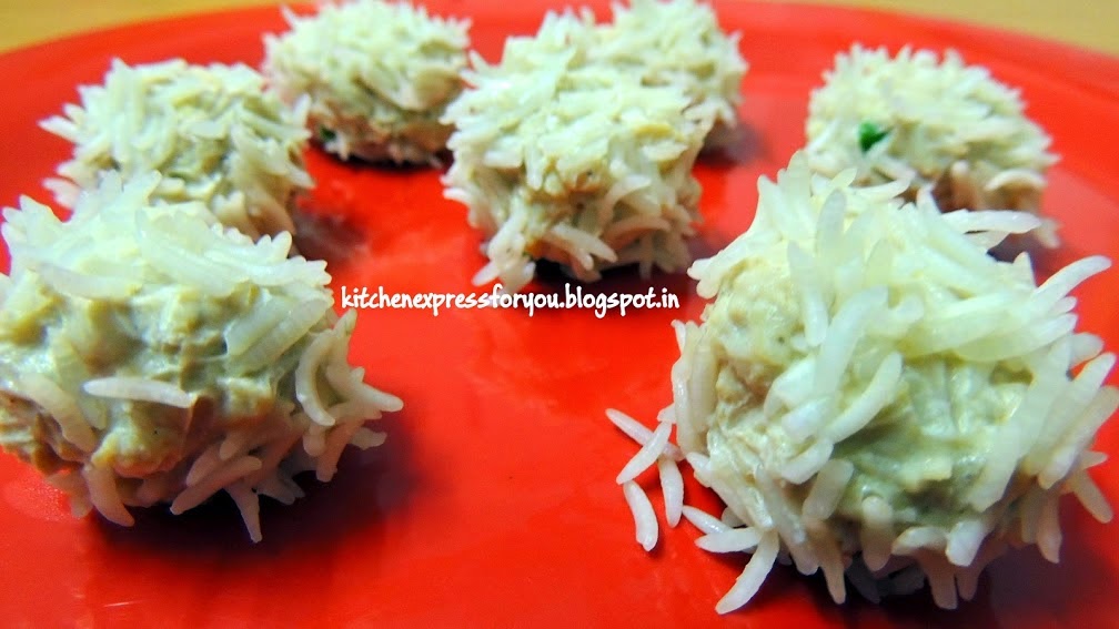 Kitchen Express: Steamed Chicken Flower Dumplings