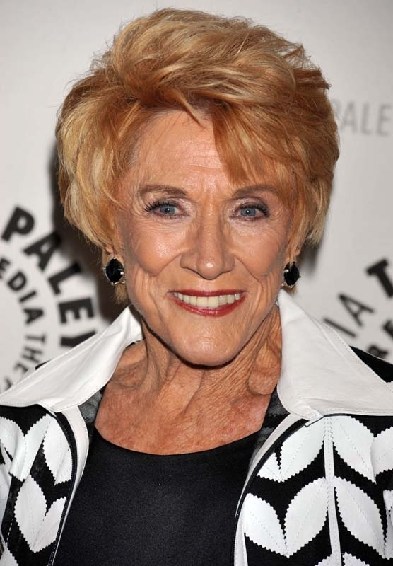 WESTERN SAGA: FALECEU JEANNE COOPER...