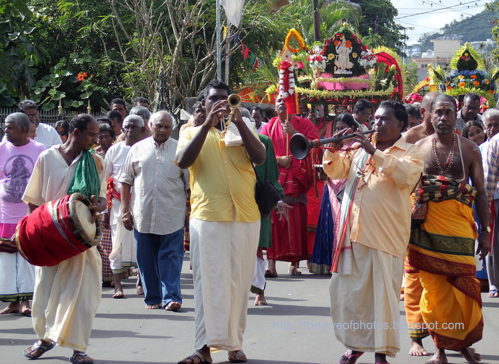 Red Needle's Tropical Passions: Sittirai Cavadee in Mauritius