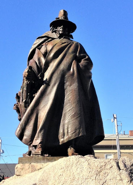 Roger Conant 400: 32. History in art: Arms and the Men